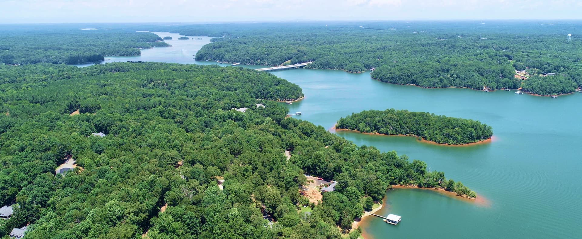 Lake Hartwell cottages