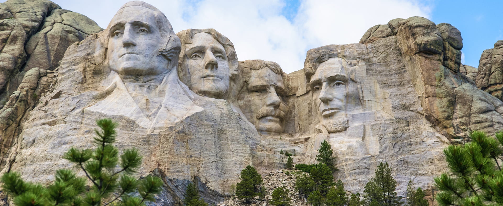 Mount Rushmore, SD lodges