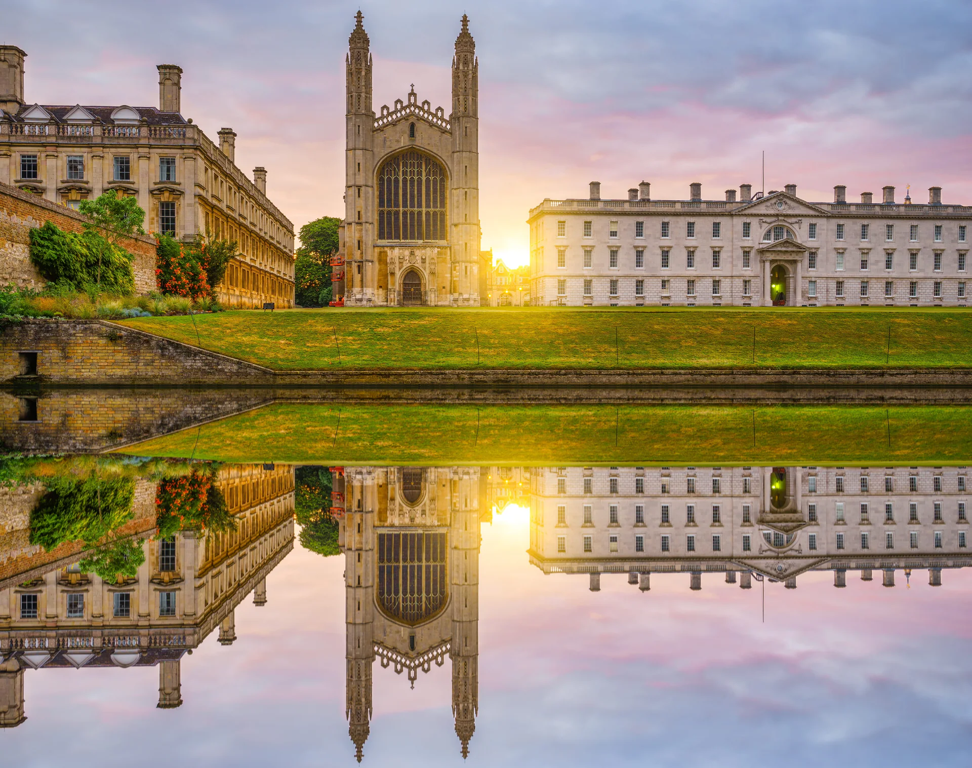 Cambridge Travel Guide