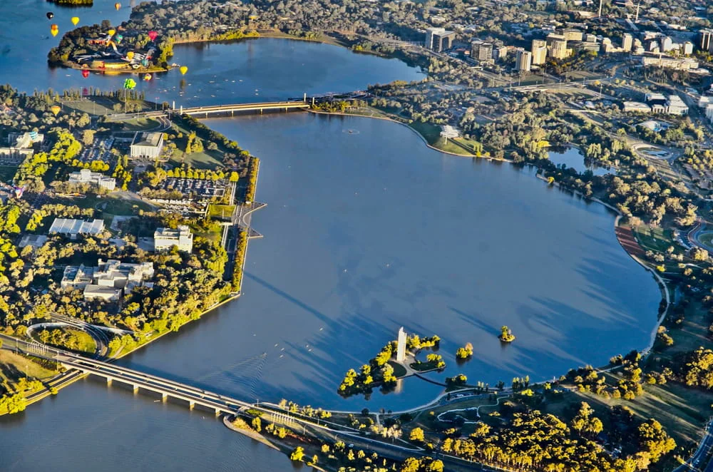 Lake Burley Griffin in Canberra A balloon ride over Canberra with a full view of Lake Burley Griffin.