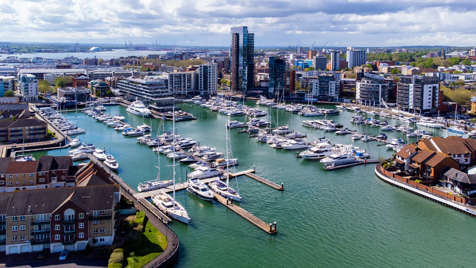 Southampton Travel Guide